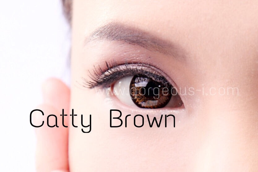Catty Brown | Primocon